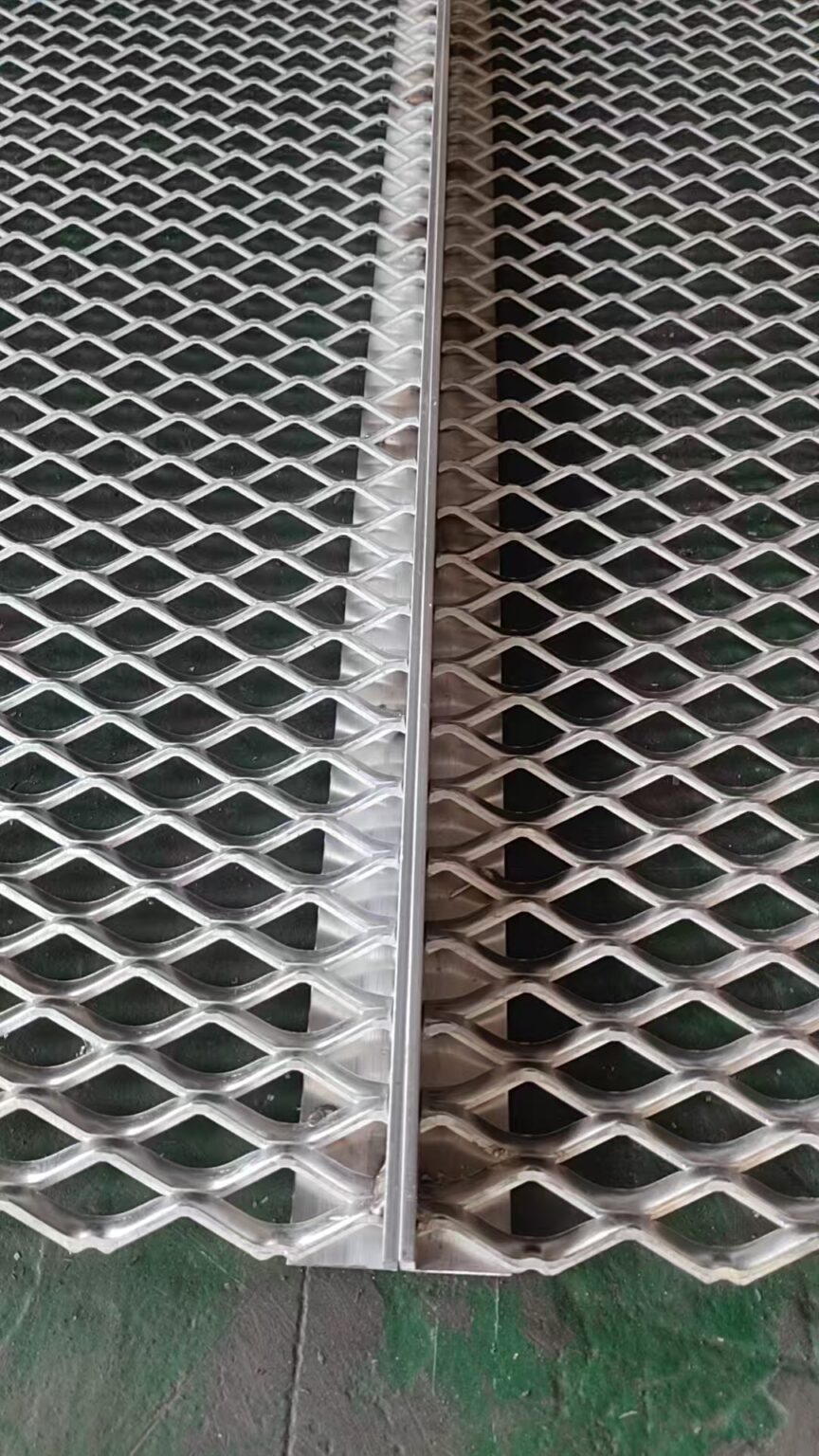Aluminium mesh – Alco International Co., Ltd.
